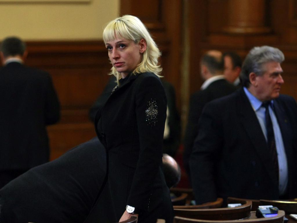 Петя Раева от ДПС става зам.-министър - България | Vesti.bg