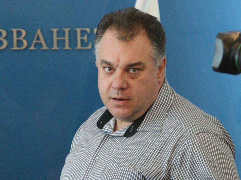 Ненков спря отстраняването на шефа на "Пирогов" - България - Vesti.bg