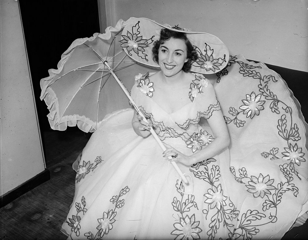 100-годишна певица издаде нов албум - Общество - DarikNews.bg