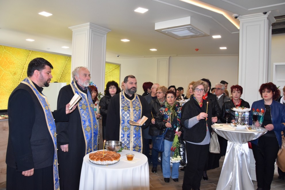 Откриха официално новата сграда на ДКЦ „АВИС-МЕДИКА”|DarikNews.bg