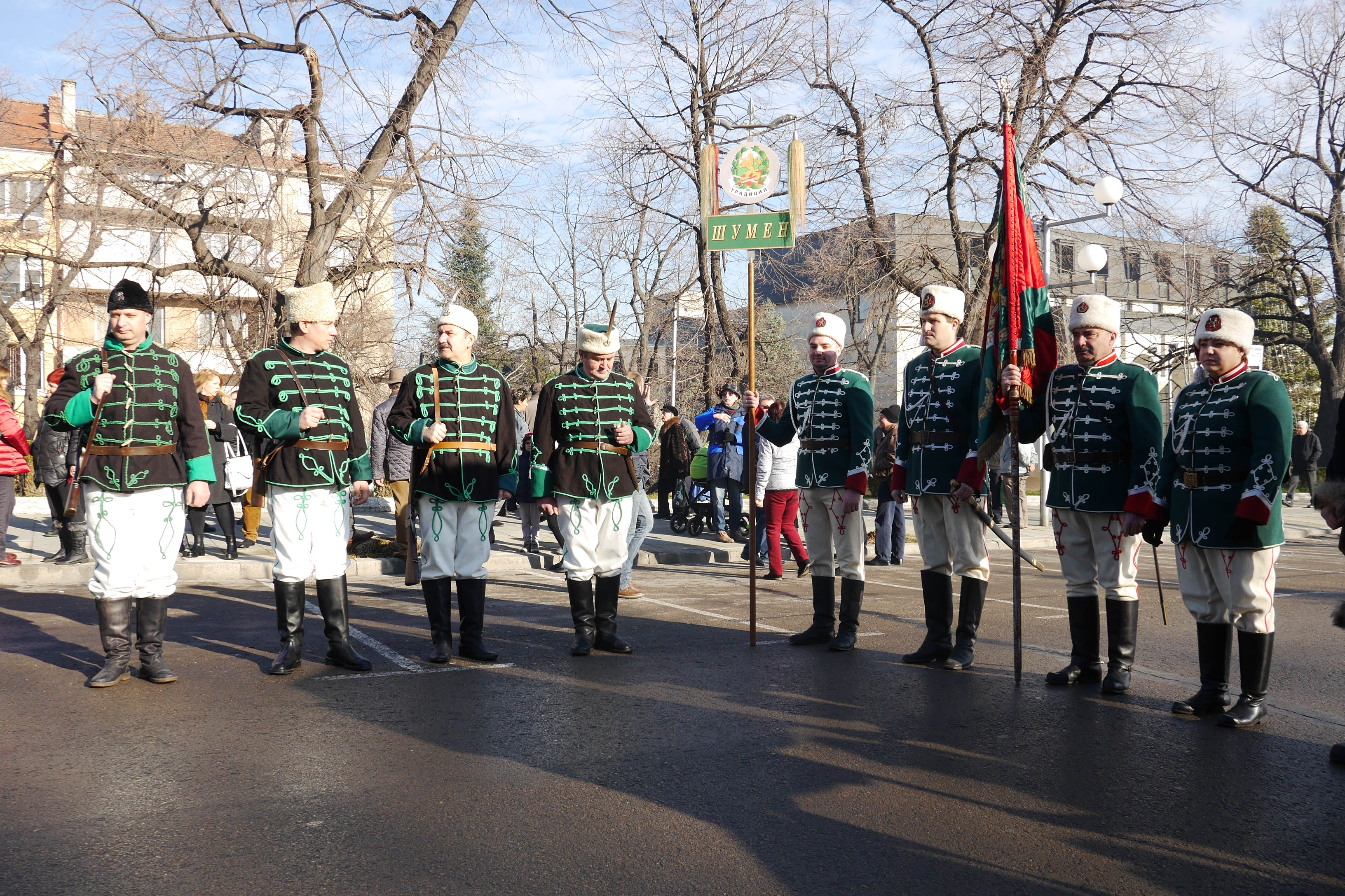 Благословиха бойните знамена на Богоявление (СНИМКИ) - DarikNews.bg