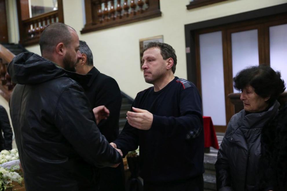 Футболният елит се прости с Иван Вуцов (СНИМКИ/ВИДЕО)|DarikNews.bg