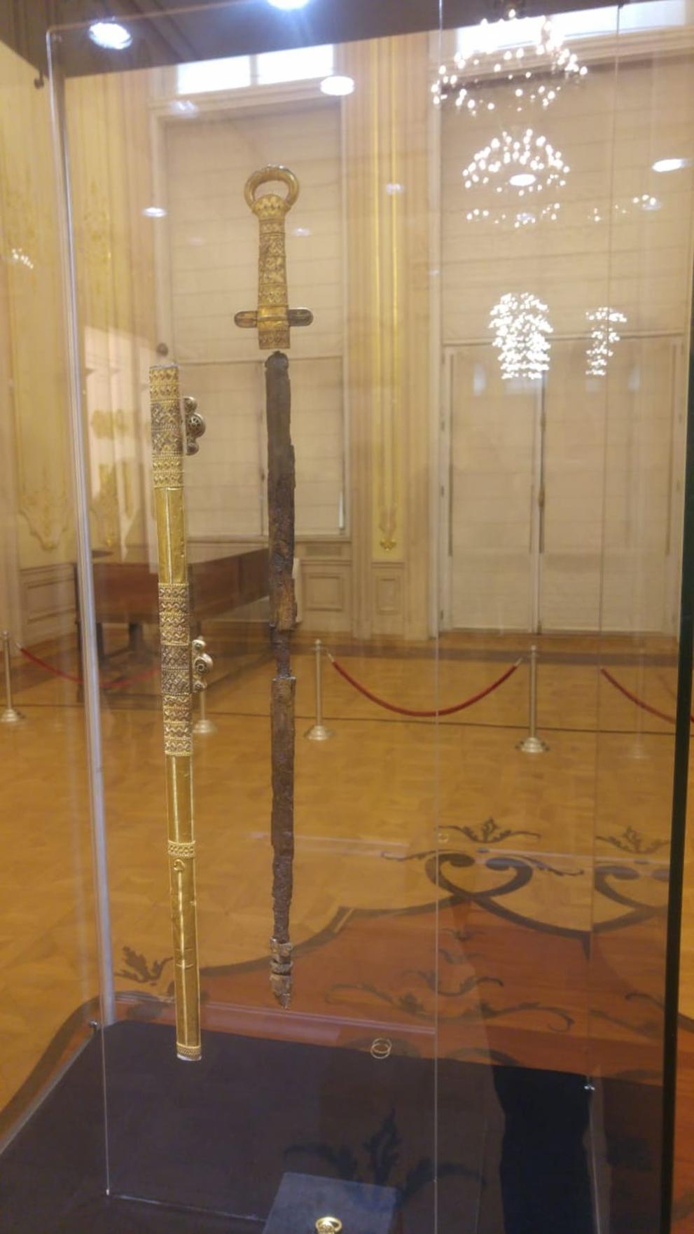 Мечът и пръстенът на хан Кубрат пристигнаха у нас (ВИДЕО/СНИМКИ ...