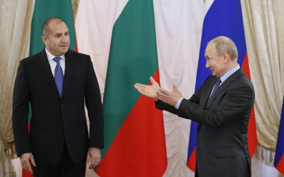 Радев пред Икономическия форум в Санкт Петербург: Използвайте шанса си ...