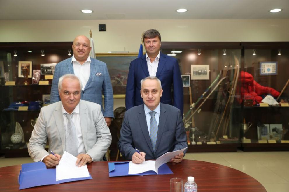 Залата в Русе вече се казва "ОЗК Арена Русе" (СНИМКИ) - Русе - DarikNews.bg