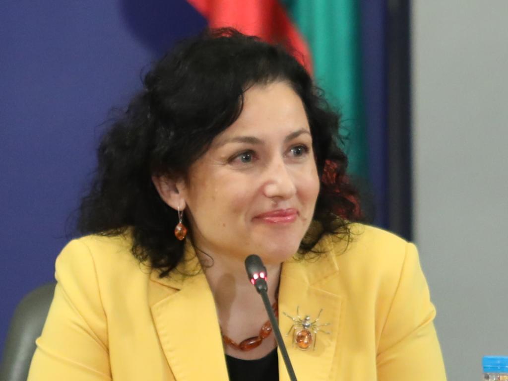 Танева: България има три много важни успеха - България | Vesti.bg