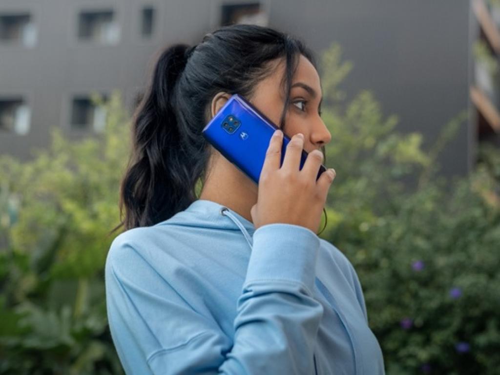 Moto g9 play предлага мощен хардуер и батерия - Технологии - Vesti.bg