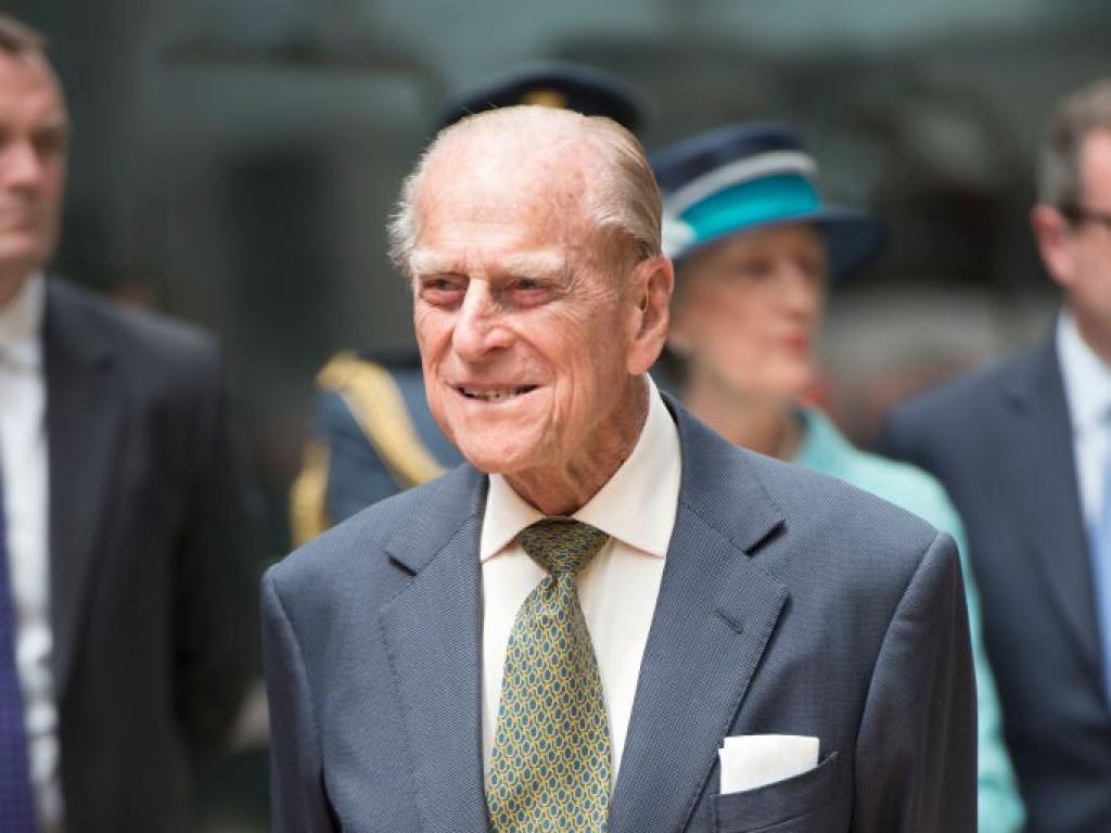 Принц Филип претърпял интервенция на сърцето - Любопитно - Vesti.bg