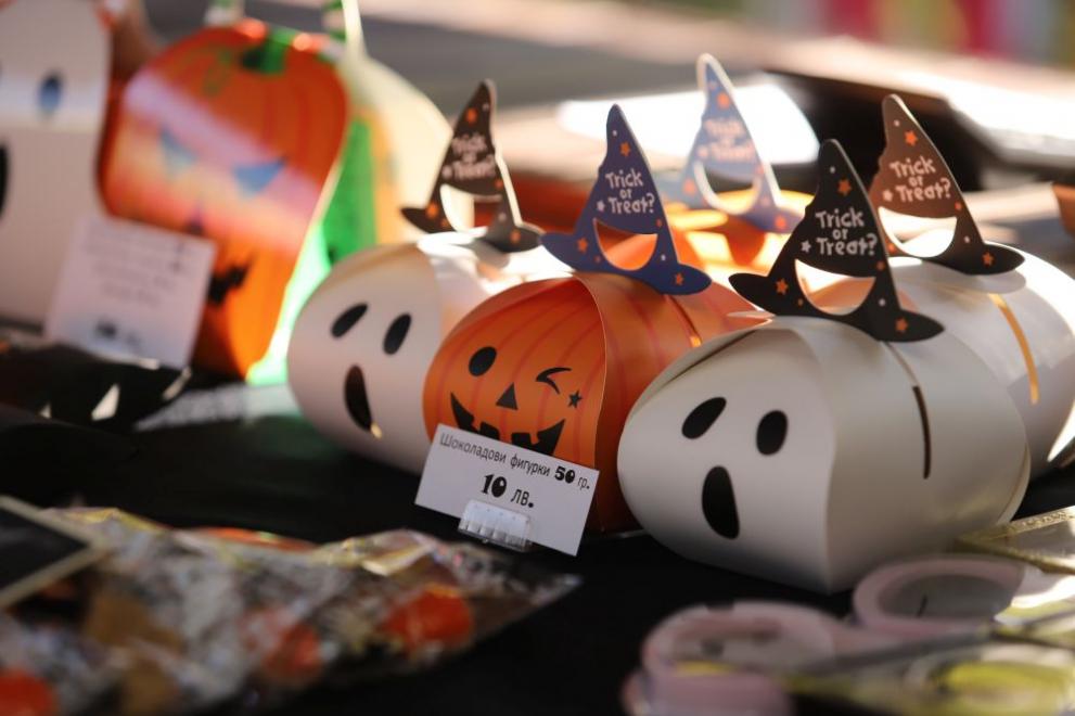 Хелоуин по български (СНИМКИ)|DarikNews.bg