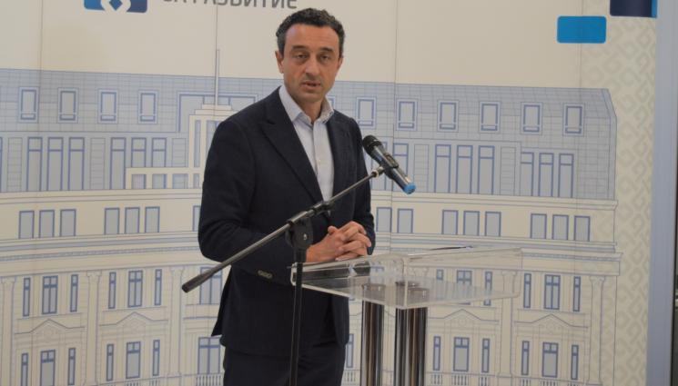 Министър Даниел Лорер: Работи се по 7 проекта за 2 милиарда лева в ...