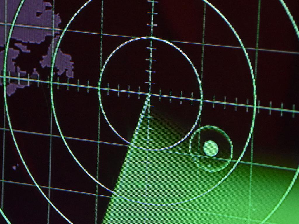 Хеликоптер със седем души на борда изчезна от радарите в Италия - Свят ...