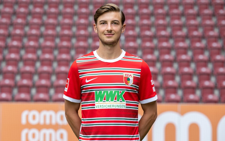 Нападател с български корени отново игра в Бундеслигата - Футбол свят ...