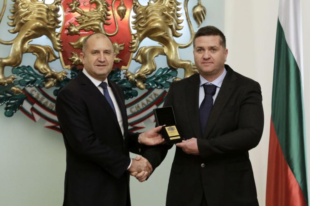 Отличиха изявени спортисти с Почетен знак на президента (СНИМКИ ...