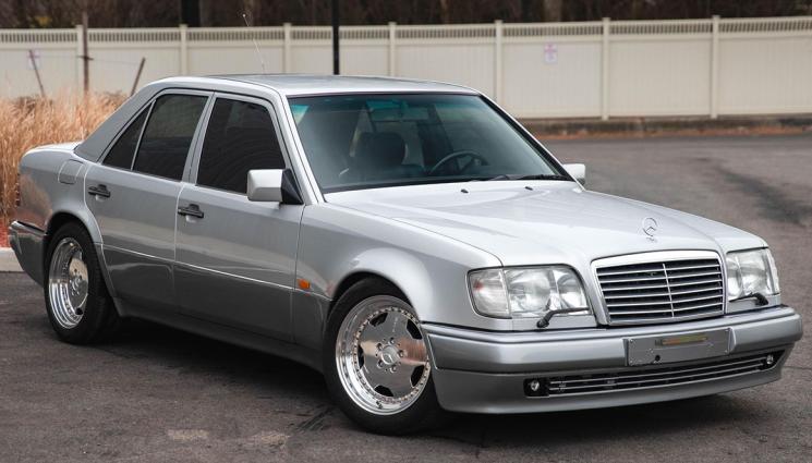 Това е супер редкият Mercedes-Benz E60 AMG | Carmarket.bg