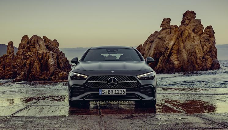 Новият Mercedes-AMG CLE 63 идва с по-малък, но по-мощен двигател ...