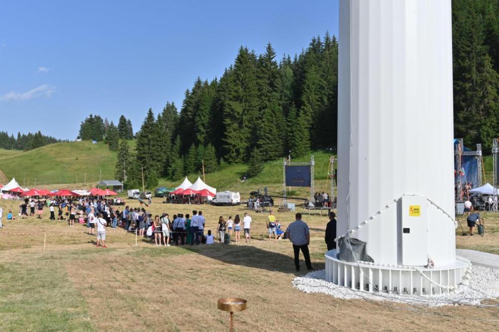 Започна програмата за откриване на пилон „Рожен“ и издигане на ...