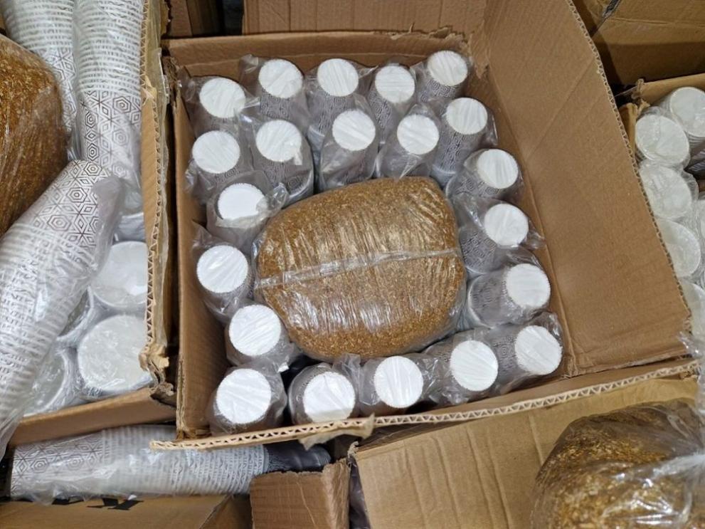 Иззеха контрабанден тютюн за пушене за над 70 000 лв на „Капитан Андреево“ СНИМКИ ВИДЕО