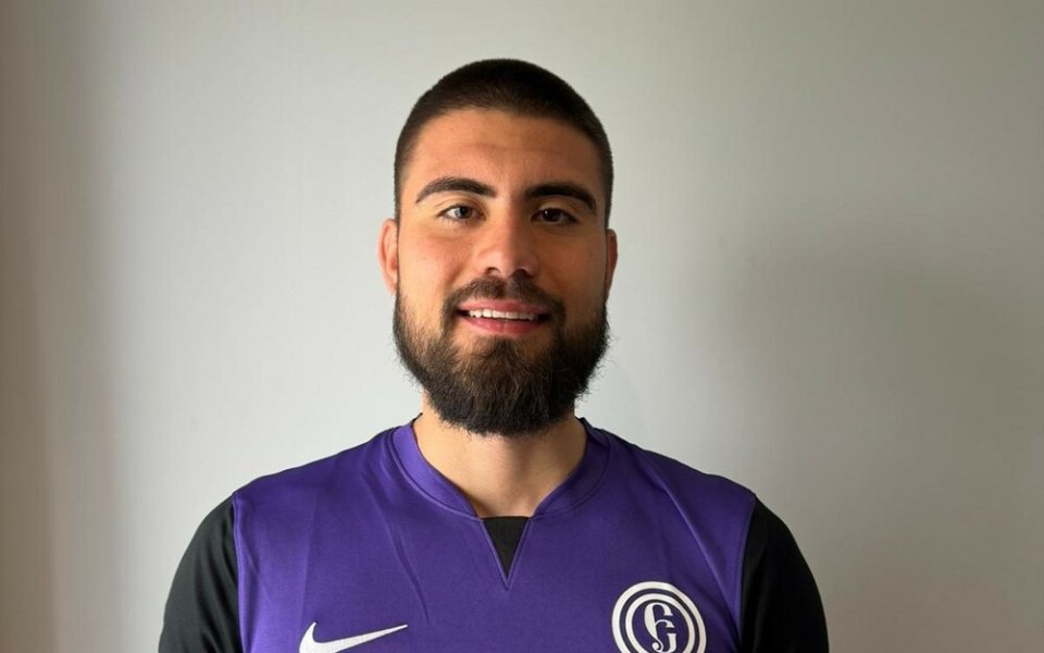 Иван Василев ще пие шампанското на Gong.bg след мача с ЦСКА 1948 - БГ Футбол - efbet Лига - Gong.bg