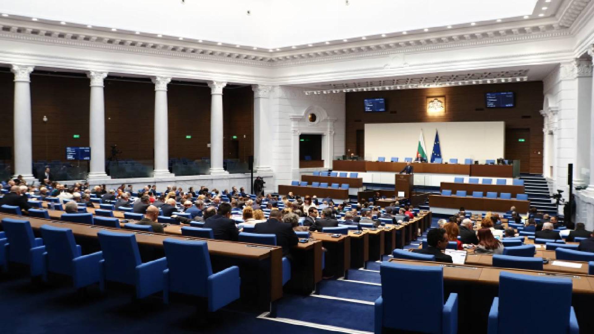 НЕ Е ЗА ВЯРВАНЕ Наш адвокат осъди депутатите за калпав закон СНИМКА Крими Телеграф