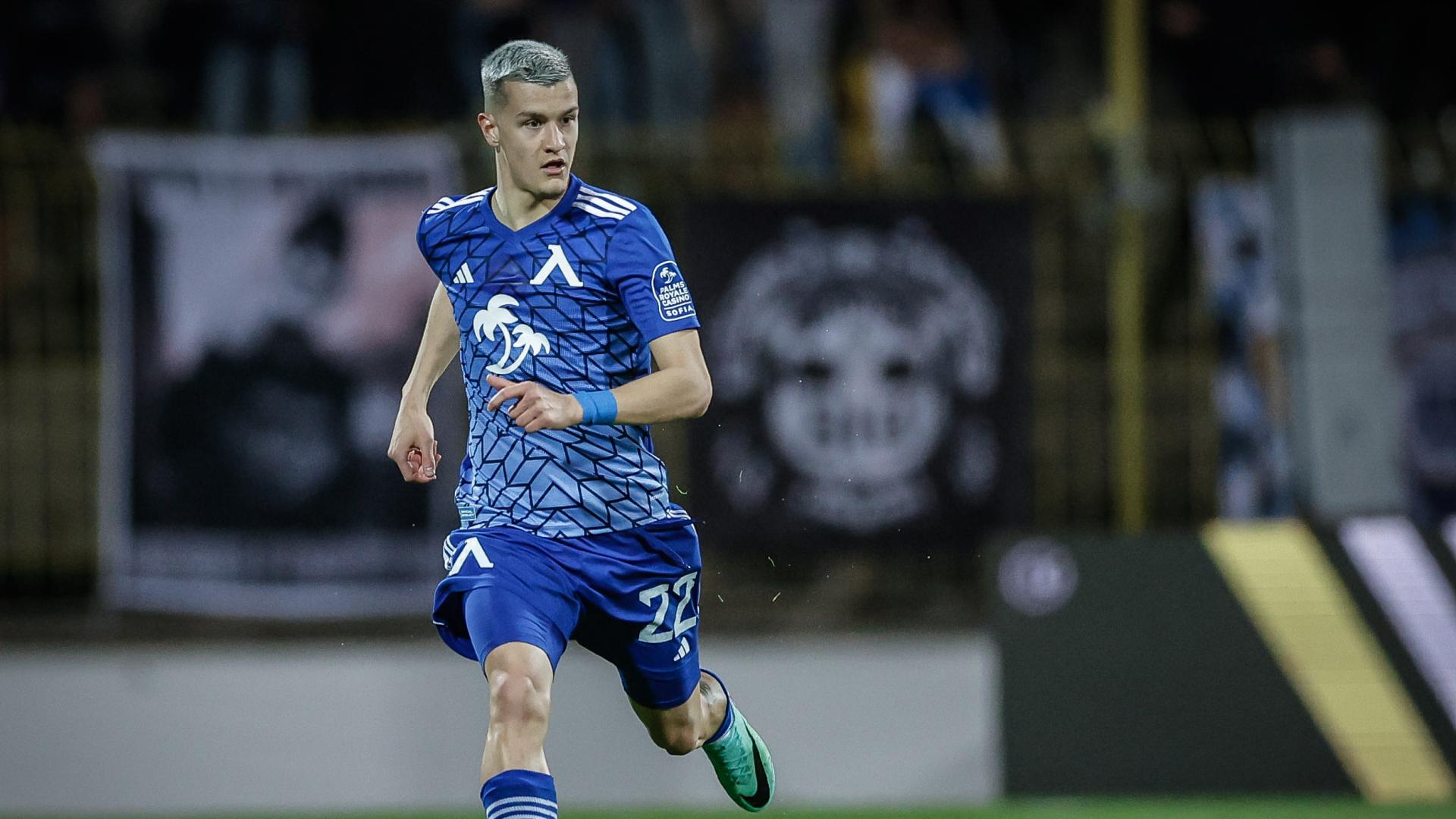 Левски си намери треньор за бъдещето! Вижте какво може Патрик-Габриел ...