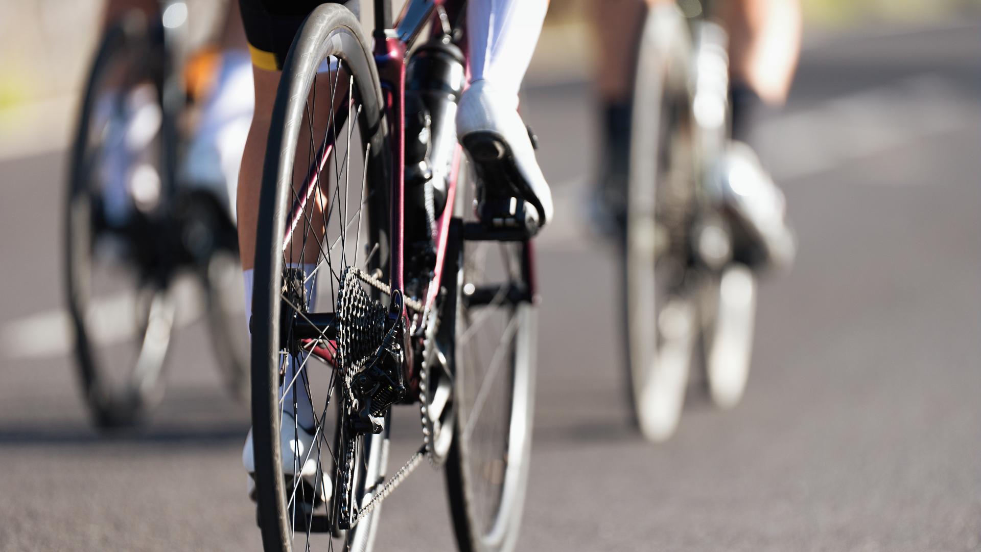 СПОРЕД УЧЕНИТЕ: Колоезденето може да намали риска от деменция - Здраве ...