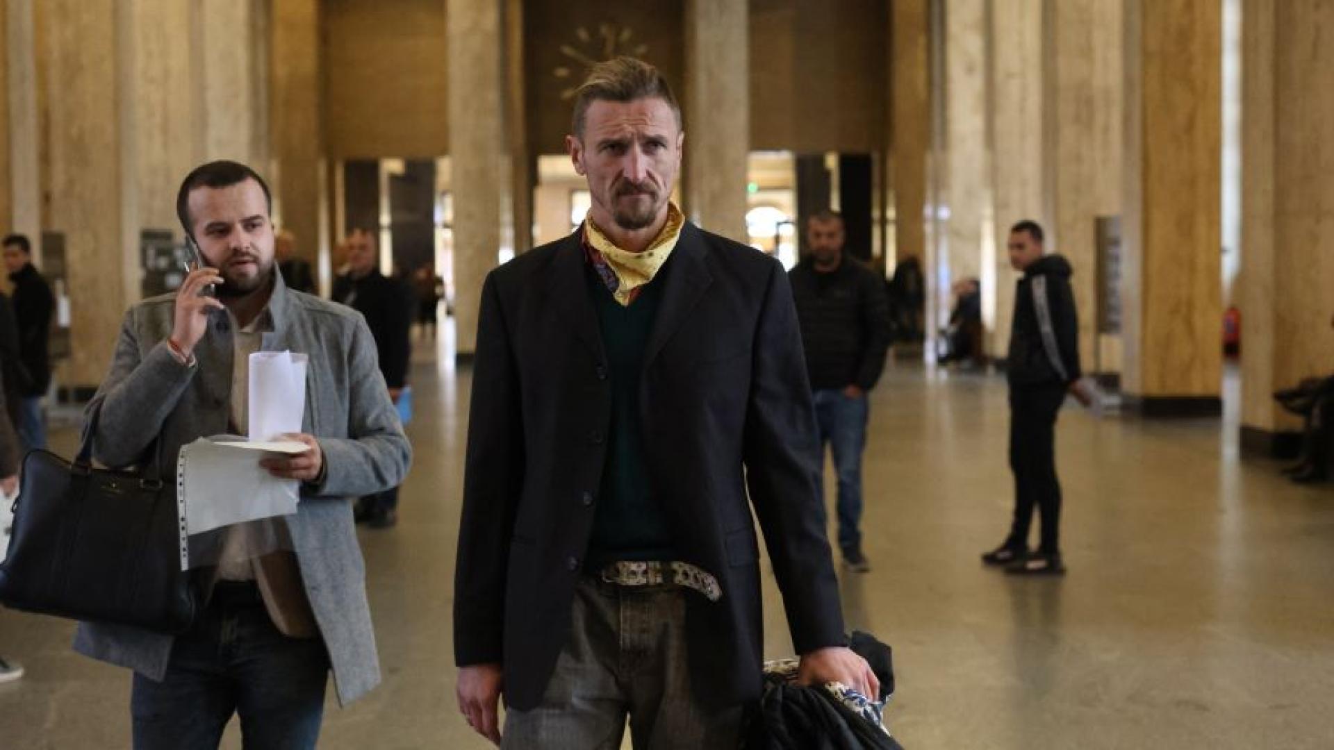 Димо Алексиев отива на съд за шофиране в нетрезво състояние|Vesti.bg