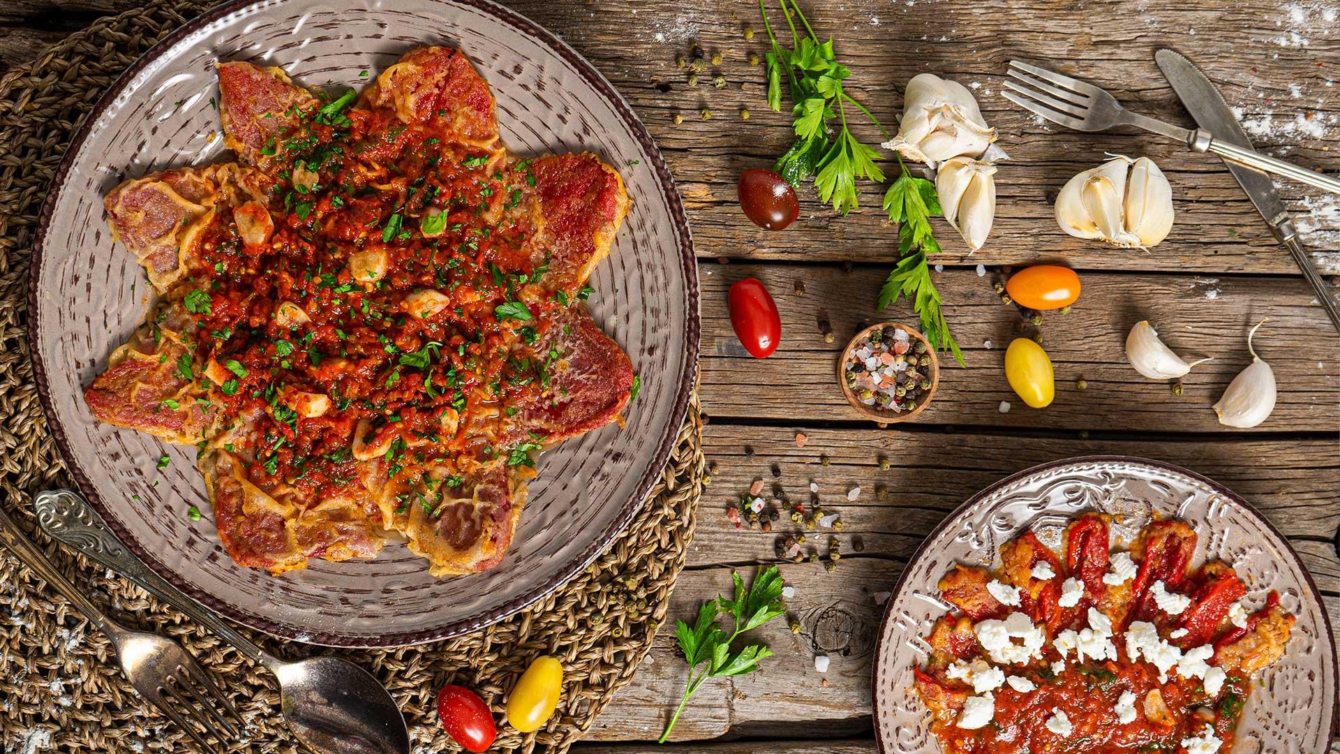 Гответе с matekitchen.com: Пържени чушки с доматен сос - емблема на нашата традиционна кухня ...