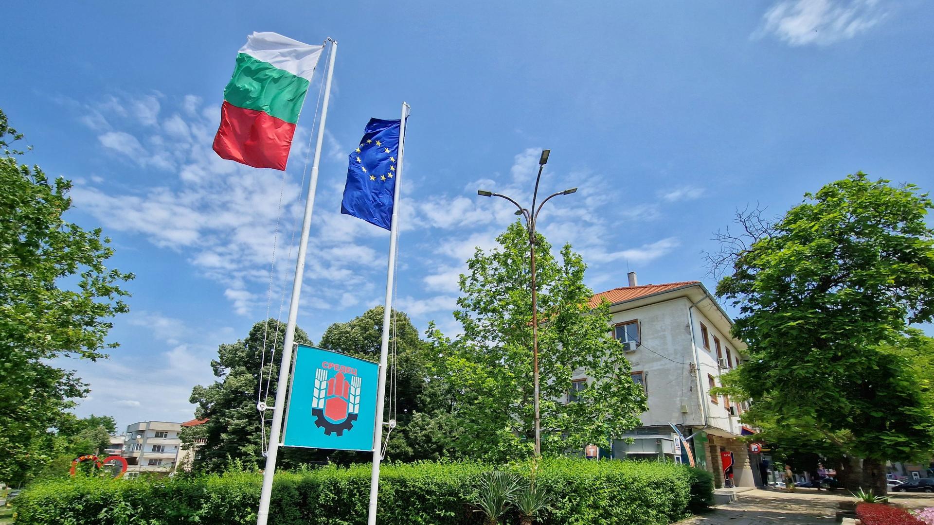 Спират заявленията за гаражни клетки в община Средец|Телеграф