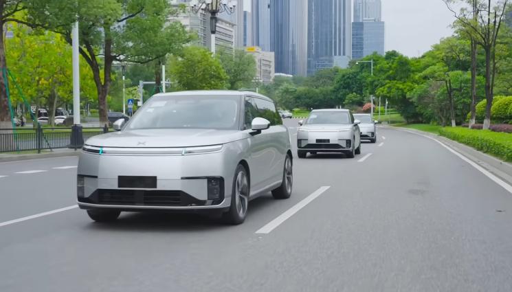 XPeng изпревари Tesla и при роботакситата, започна масово производство ...